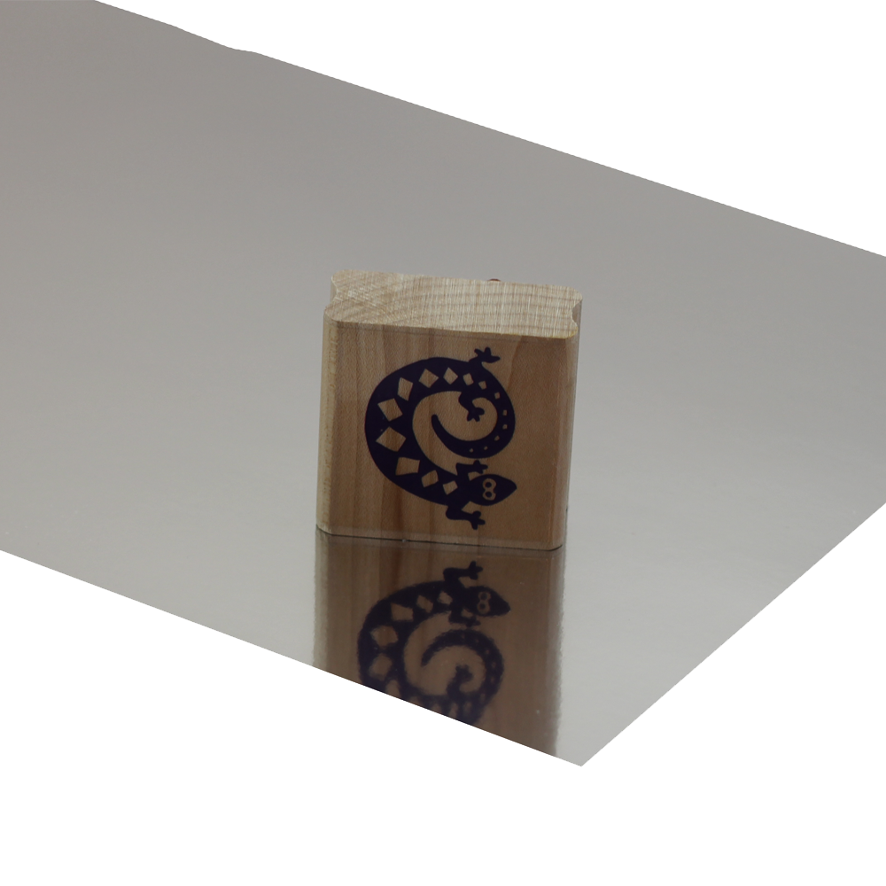 Coloured Mirror / Mirri Board